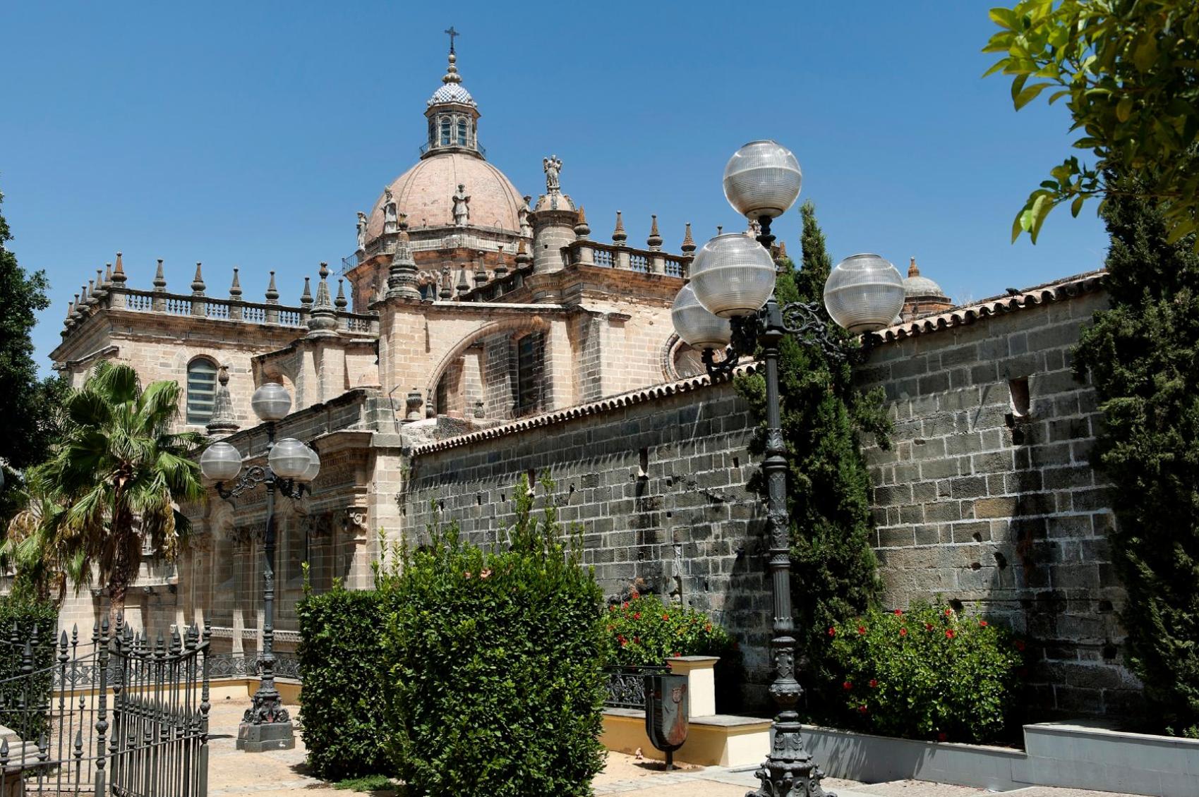 Reserva vuelos baratos a Cádiz provincia – Booking.com