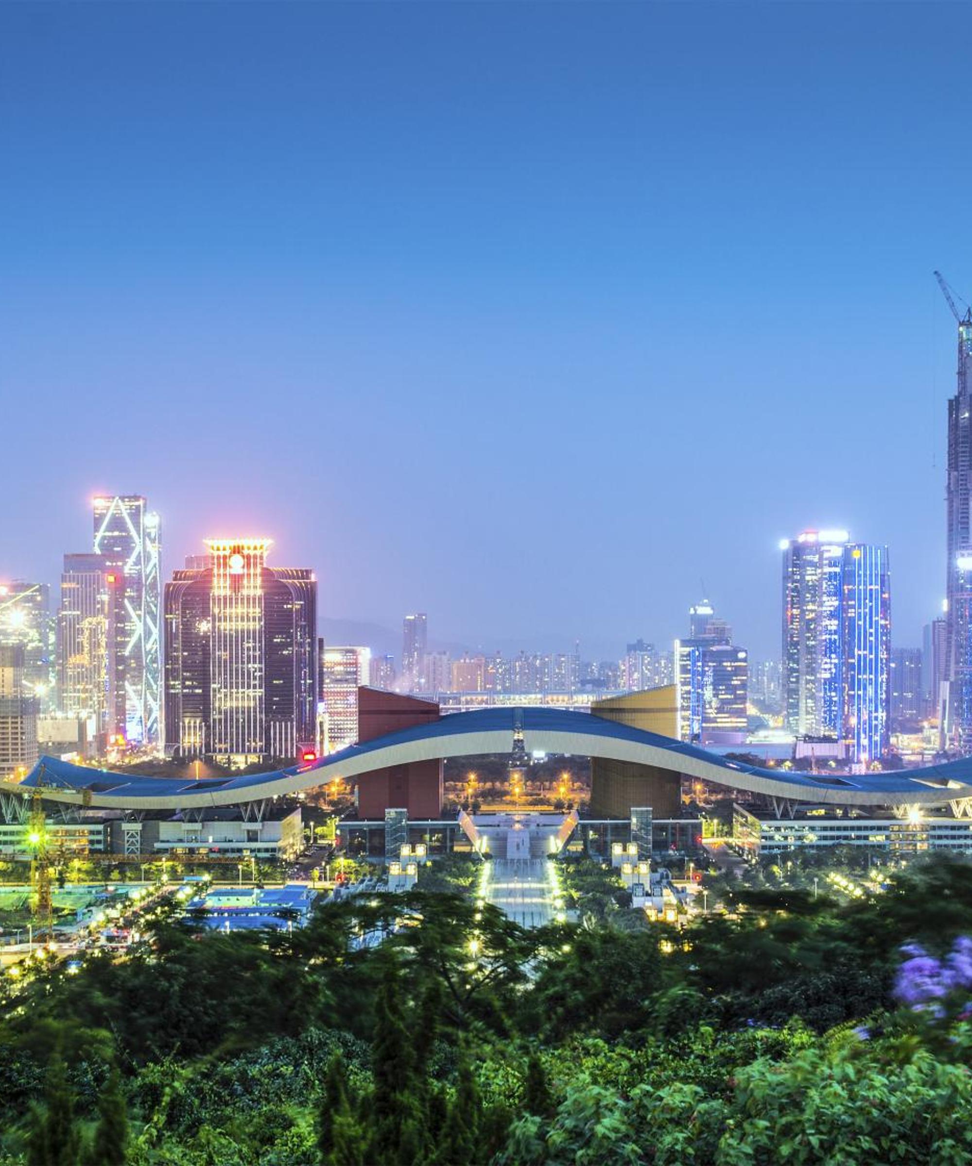 预订从上海到深圳（SHA – SZX）的便宜机票