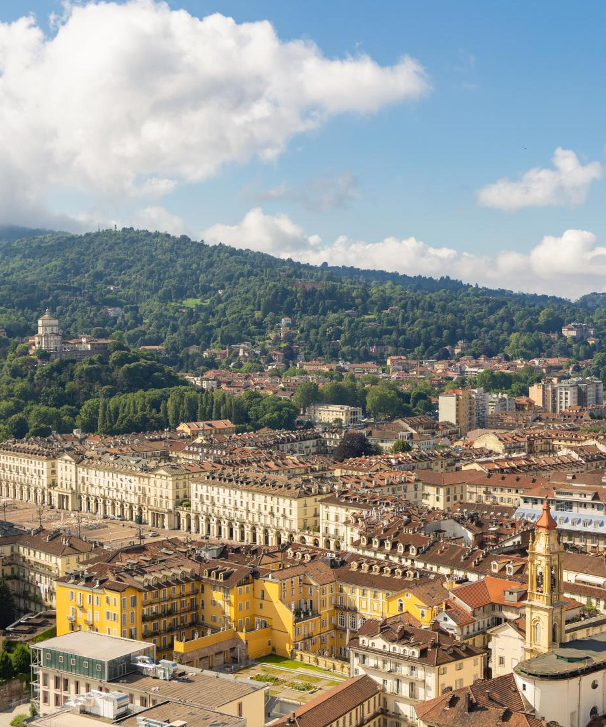 Book cheap flights to Turin (TRN) – Booking.com
