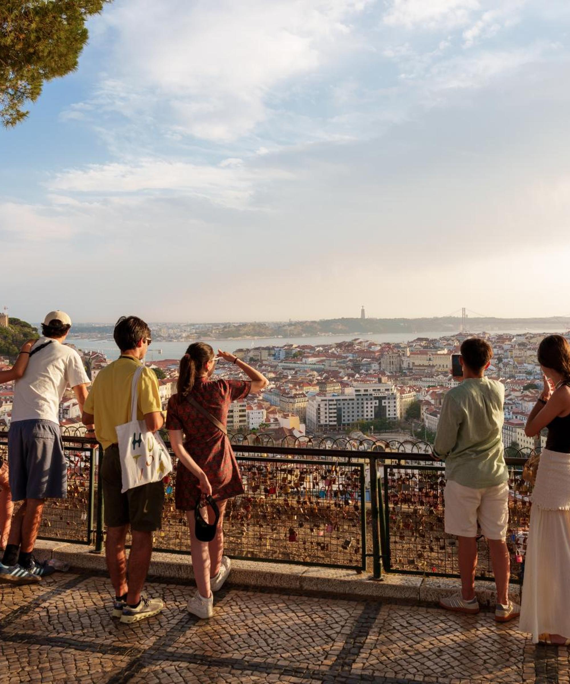Boek goedkope vluchten van Brussel naar Lissabon (BRU – LIS)