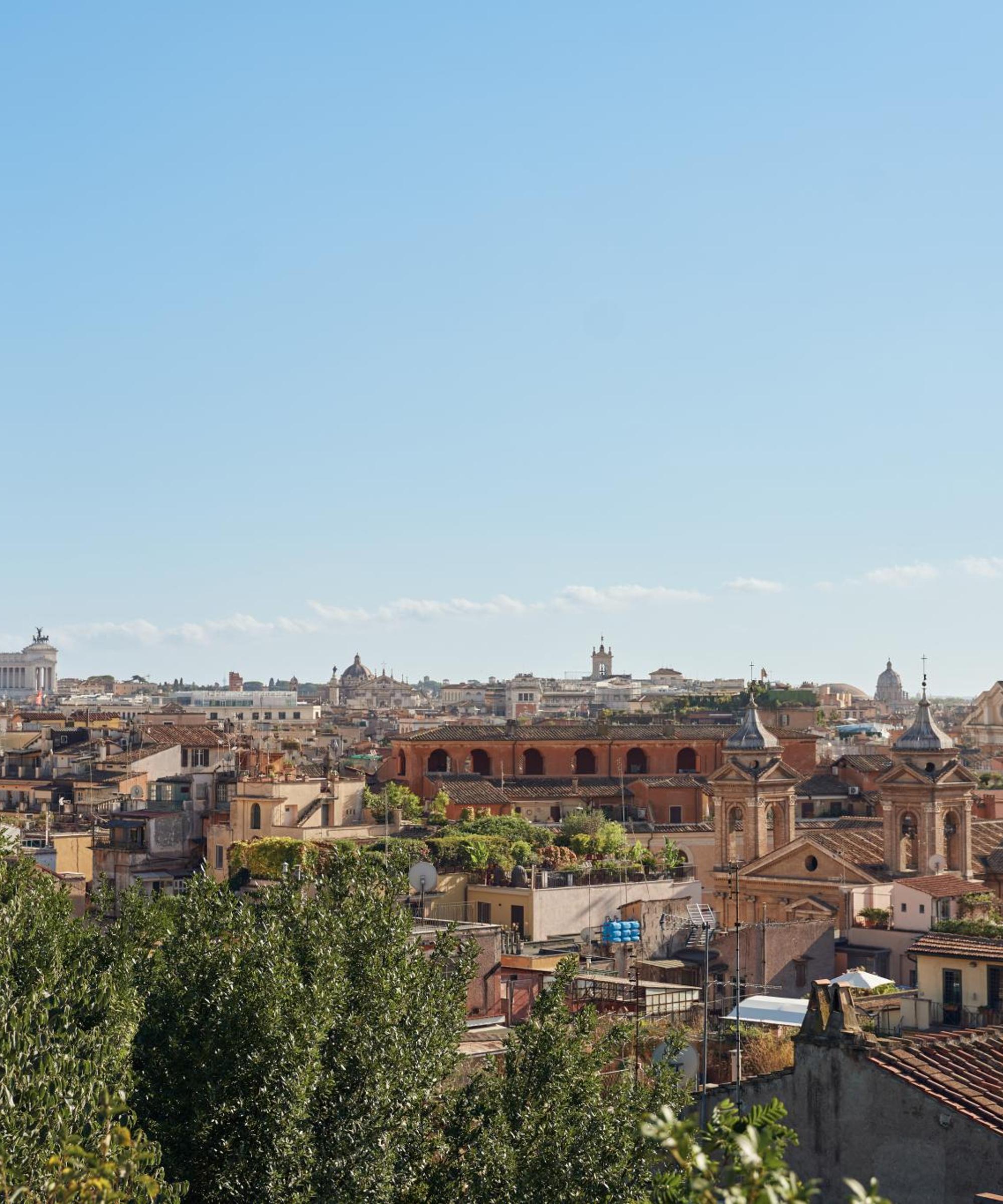 Cheap car hire in Rome: find and compare deals | Booking.com