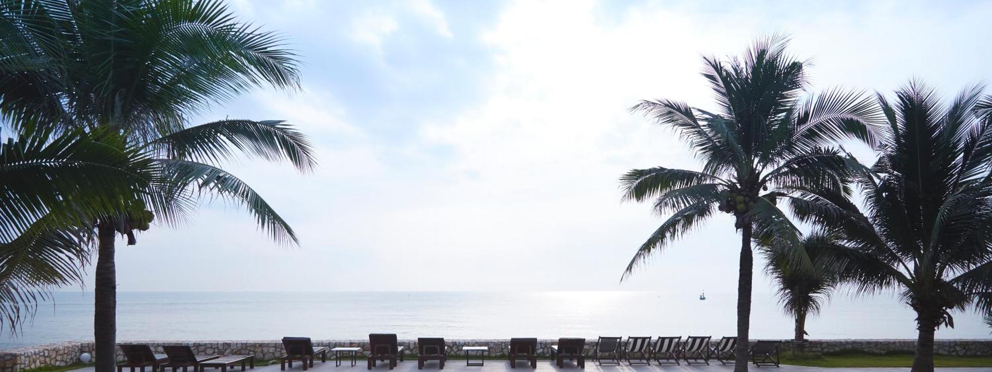 Puk Tien CBD Hotels With On Site Car Parking in Hua Hin - Book at Hotel ...