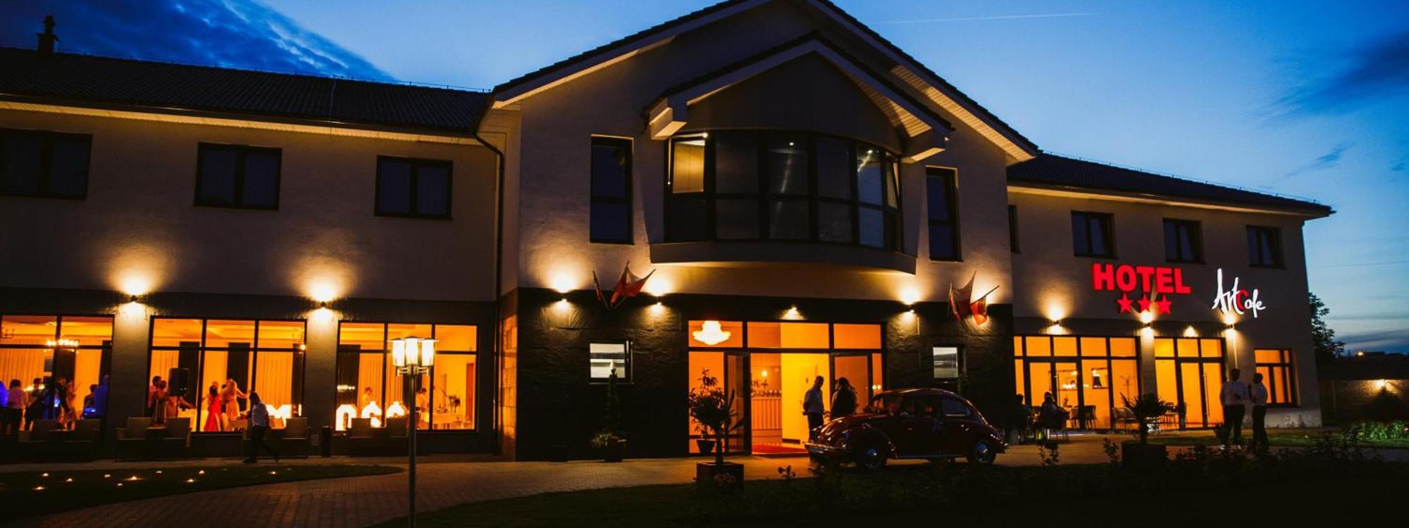 Book great value 3 STAR HOTELS in Naklo nad Notecia | Hotel.com.au