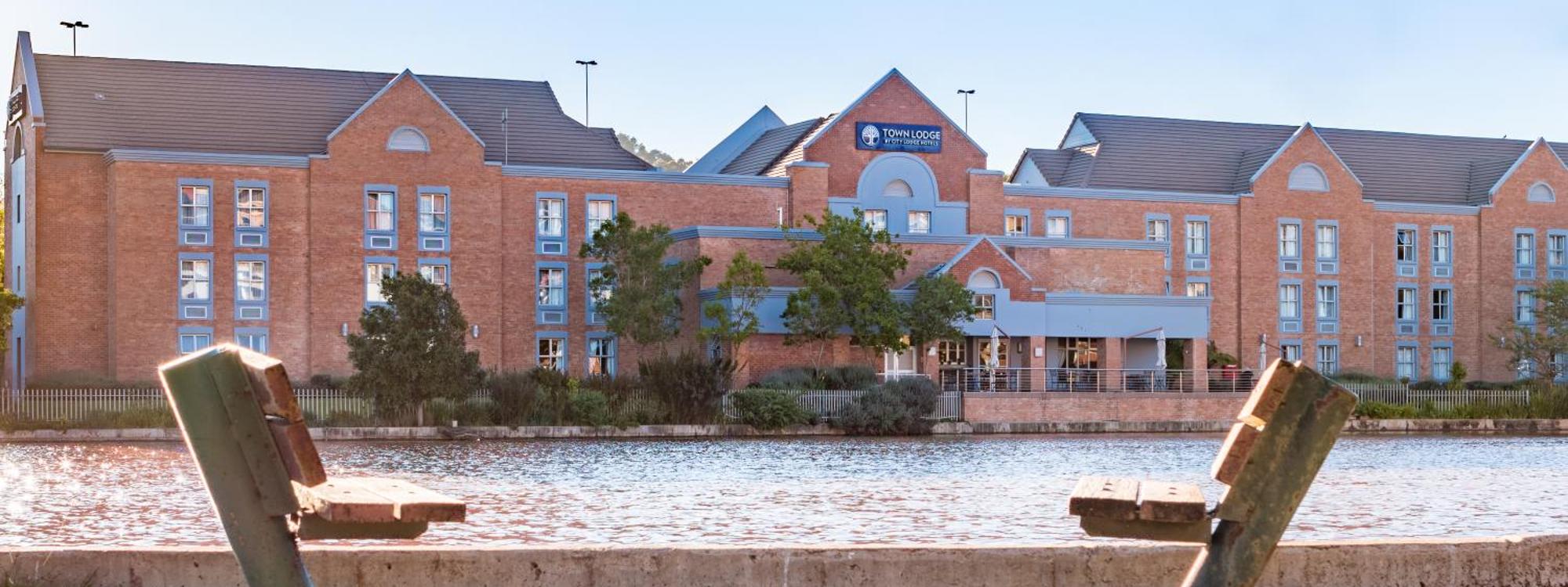 2 Star Johannesburg Hotels - Book at Hotel.com.au