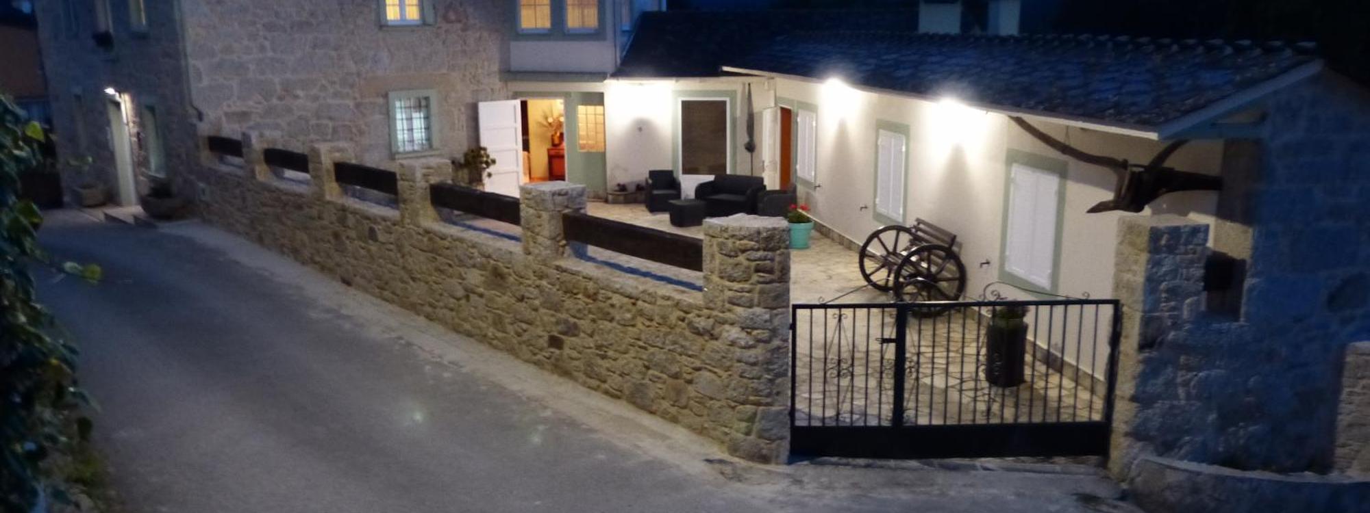 Hotel Alaje - Hotel.com.au