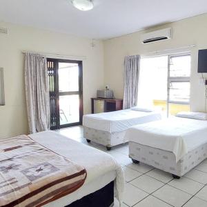 Esikhawini Bed and Breakfast, Cheap Hotel and Guest House Accommodation