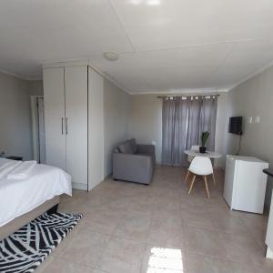 Kriel Bed and Breakfast, Cheap Hotel and Guest House Accommodation