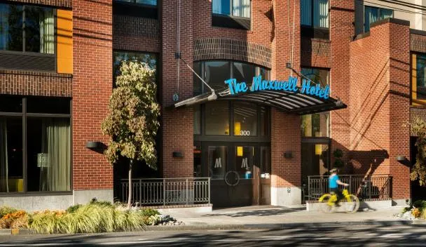 Staypineapple, The Maxwell Hotel, Seattle Center Seattle, Seattle ...