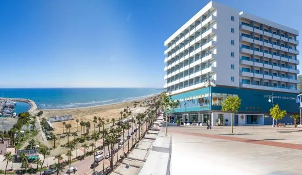 Sun Hall Hotel, Larnaca (updated prices 2026)