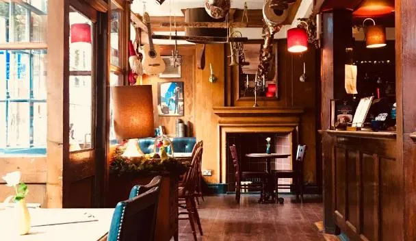 Prince Arthur, London (updated prices 2026)