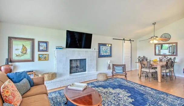 Sanders Island View Home Steps to Lake Texoma, Kingston (updated prices ...