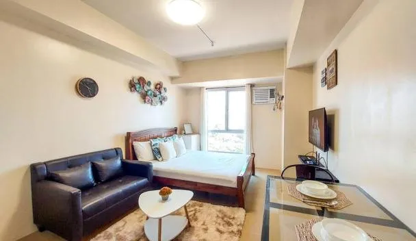 Queen Size Bed at the Heart of the City, Cagayan de Oro (updated prices ...