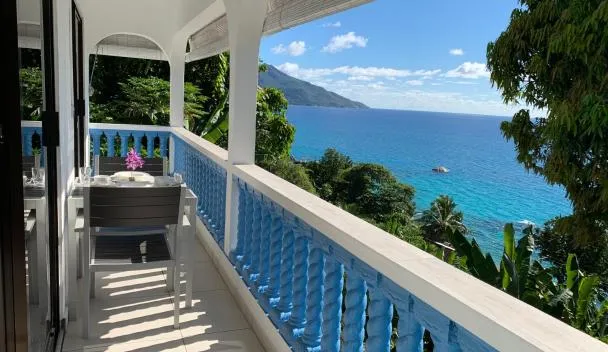 Crystal Apartments Seychelles SeaView Upper Floor, Glacis (precios ...