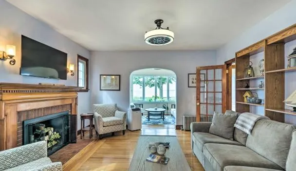 Walkable New Haven Retreat with Ocean Views!, New Haven (updated prices ...