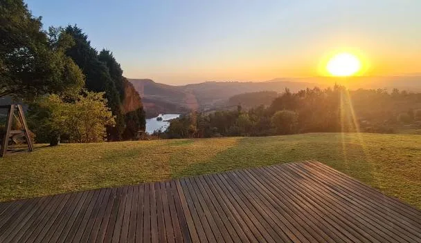 Luxury Home with breathtaking views of Champagne Valley, Bergview ...