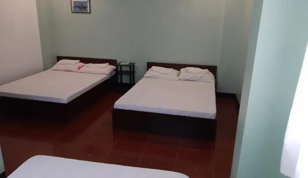 Angel and Marie's Basic ACroom for 3-6 pax 3rdfloor, San Juan (updated ...