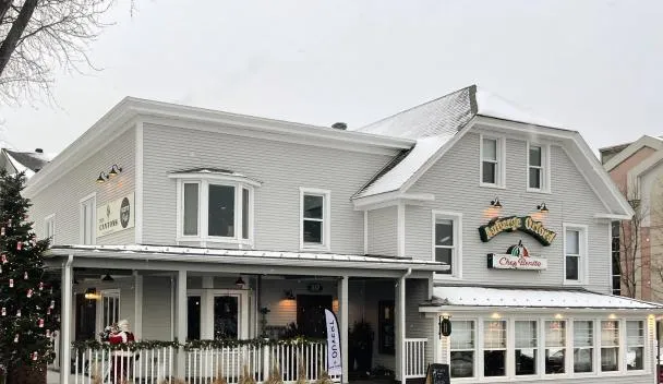 Auberge des Cantons, Magog-Orford (updated prices 2026)