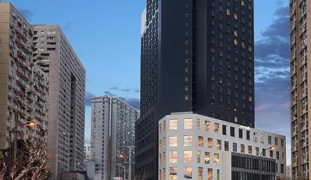 base-Shanghai SUHE Serviced Apartment, Near East Nanjing Road & People ...