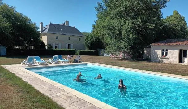 Demeure de Maugé, Saint-Léger-de-Montbrillais (aktualisierte Preise für ...