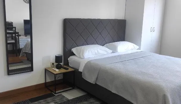 Cozy Studio K with Kitchen & WiFi in Heart of Podgorica, Podgorica ...