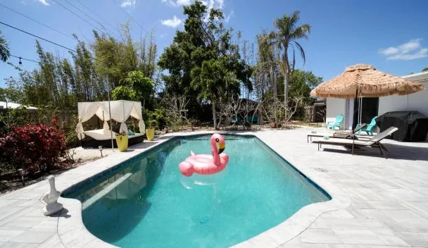 Florida Mango Island /pool/beach/Legacy Trail, Venice (updated prices 2026)