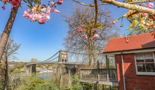 Ceris Lodge, Bangor (updated prices 2026)