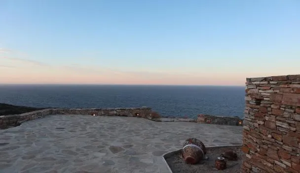 Villa Thori at Poulati Sifnos 2, Artemon (precios actualizados en 2026)