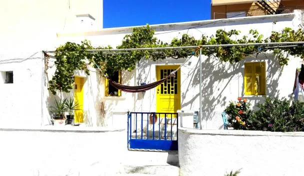 Artist Rooms - Triantafyllou Birth House, Kefalos (updated prices 2026)