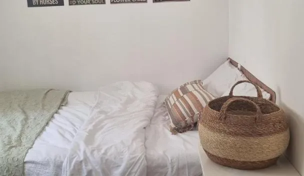 Luxury peaceful, free parking with security room Mamad, Rechovot ...