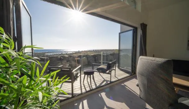 Stylish Coastal House with Stunning Ocean View, Borhaug (updated prices ...