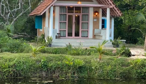 Summer Bell Midigama, Midigama East (updated prices 2026)