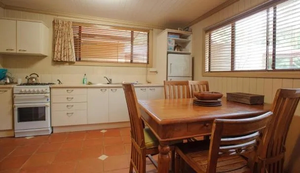 Bali Hut, Bulwer (updated prices 2026)
