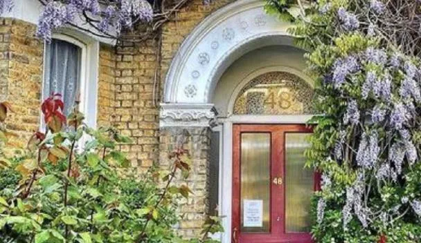 St James's House, London (updated prices 2026)