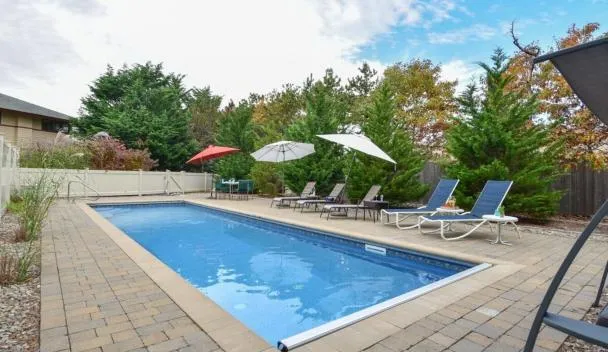 Beautiful backyard pool deeded beach rights, Truro (updated prices 2026)