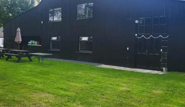The Barn Lodge, Derryounce (updated prices 2026)
