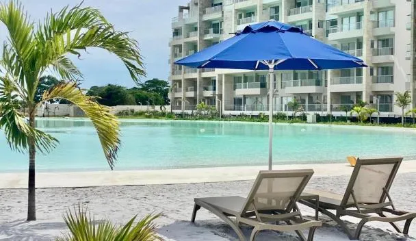 U-GO Baia Kristal: Oasis Moderno en Cartagena, Cartagena de Indias ...