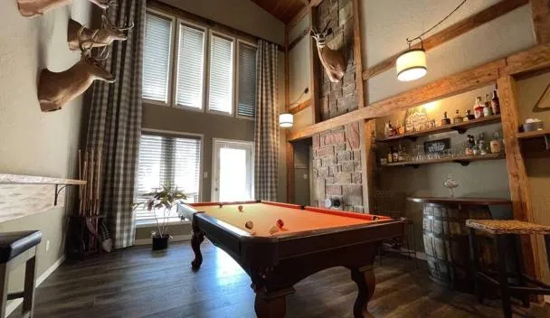 Hill Top Lodging Mountain Forest View Lodge, Hackett (updated prices 2026)