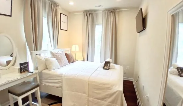 Luxurious & Cheery Private Room in DC, Washington (aktualisierte Preise ...