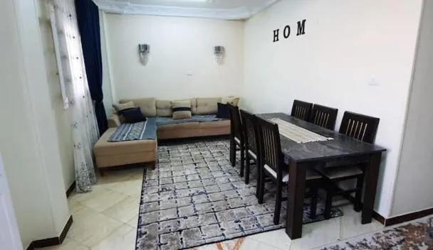 استمتع بالمساحات الخضراء ورؤية الطبيعة, Nazlat al Ḩājir (precios ...