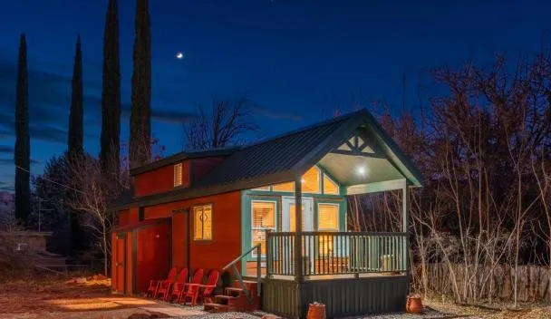 NEW Moondance Majestic Mini Cabin Cathedral Rock, Sedona (tarifs ...