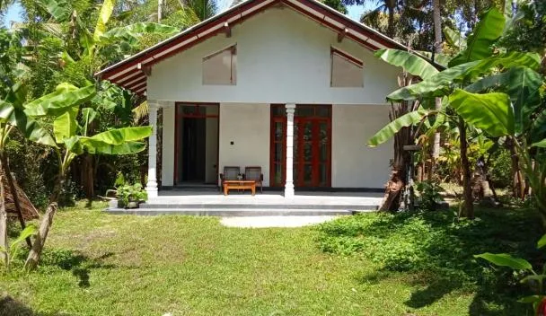 Lucky Mongrooves Tiny Villa, Weligama (updated prices 2026)