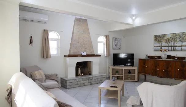 Poulakis House, Asini (updated prices 2026)