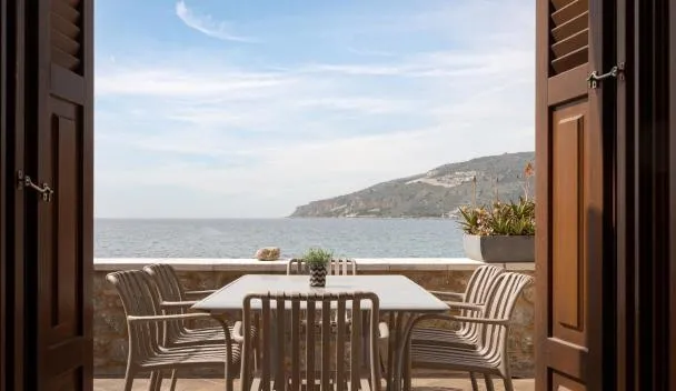 Aura Seafront Villa, Neo Itilo (updated prices 2026)
