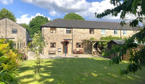 The Linney, Teigngrace (updated prices 2026)