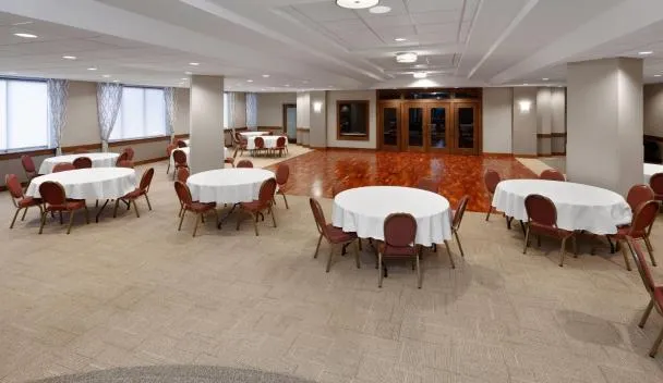 Ramada by Wyndham Milwaukee, Milwaukee (updated prices 2026)