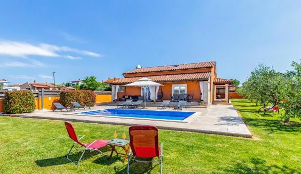 2 Bedroom Stunning Home In Skatari, Škatari (aktualisierte Preise für 2026)