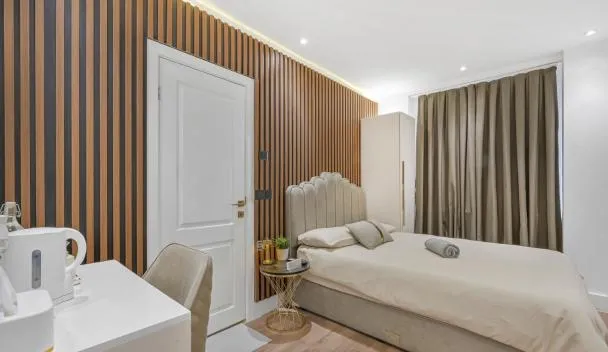 Studio 64, London (updated prices 2026)
