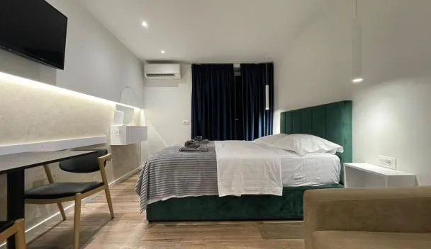 Le petite Studio Apartments - ENJOY TRAVEL, Tirana (precios ...