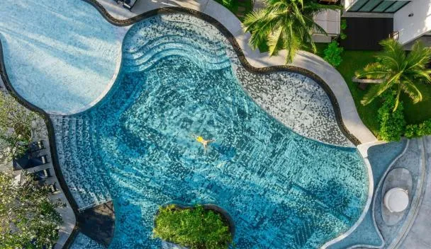 Le Meridien Phuket Mai Khao Beach Resort, Mai Khao Beach (updated ...