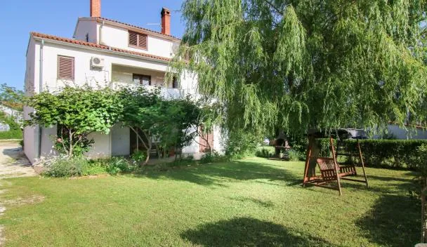 Apartments Milovan, Fažana (updated prices 2026)